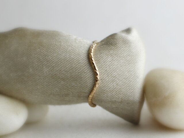 ゴールドフィルドスパークルリング 0059 | iichi ハンドメイド・クラフト作品・手仕事品の通販