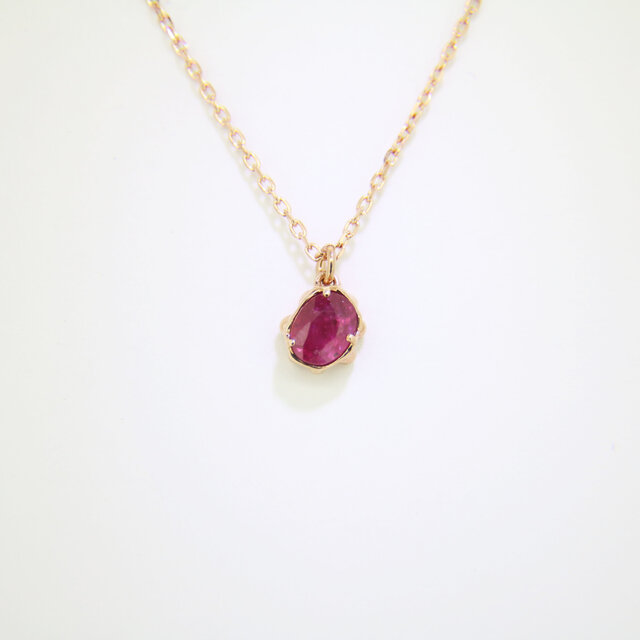 ルビーのネックレス ”秘めた想い” S.N.0888 | iichi ハンドメイド・クラフト作品・手仕事品の通販