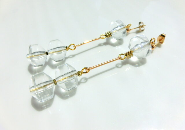 aqua | iichi 日々の暮らしを心地よくするハンドメイドやアンティークのマーケットプレイス