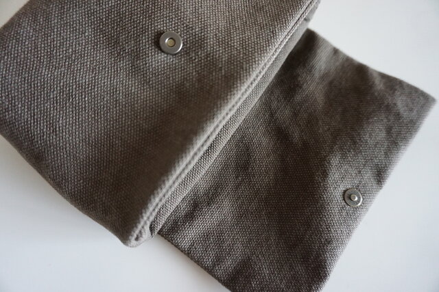 きちんとポーチ M / amber | iichi ハンドメイド・クラフト作品・手仕事品の通販