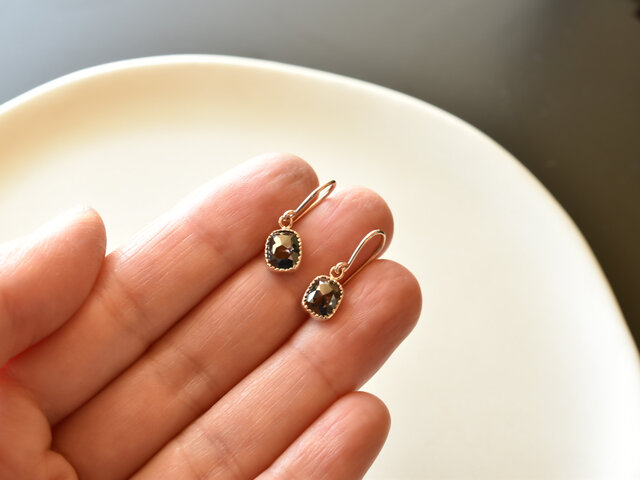 Ombre Diamond Earrings Night Sky | iichi ハンドメイド・クラフト作品・手仕事品の通販