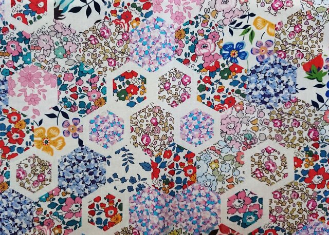 リバティプリント 文庫用(Patchwork Stories) | iichi ハンドメイド・クラフト作品・手仕事品の通販