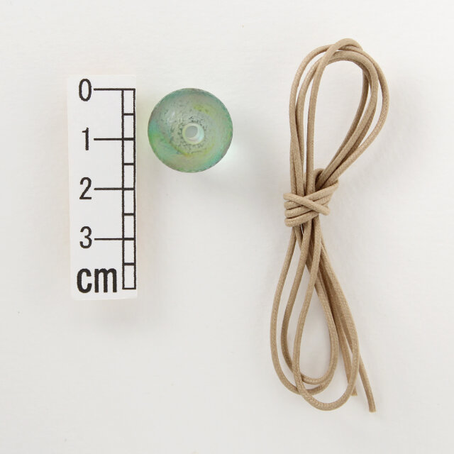 ガラスアクセサリー【彩】縞の小石 M127 | iichi ハンドメイド・クラフト作品・手仕事品の通販