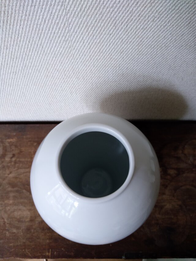 白磁 壺 | iichi ハンドメイド・クラフト作品・手仕事品の通販