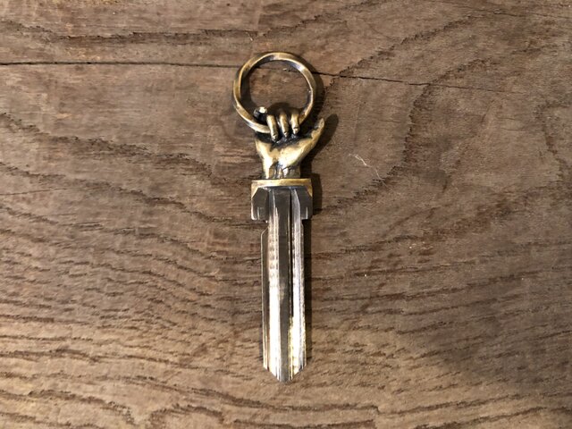 custom key - 01 | iichi ハンドメイド・クラフト作品・手仕事品の通販