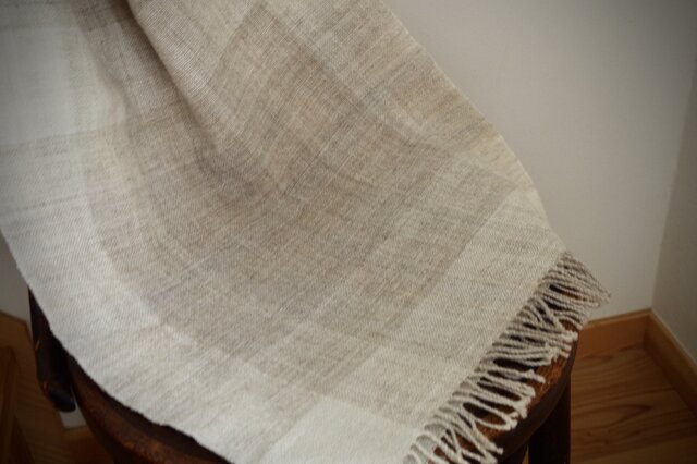 手紡ぎ手織りウールショール | iichi ハンドメイド・クラフト作品・手仕事品の通販