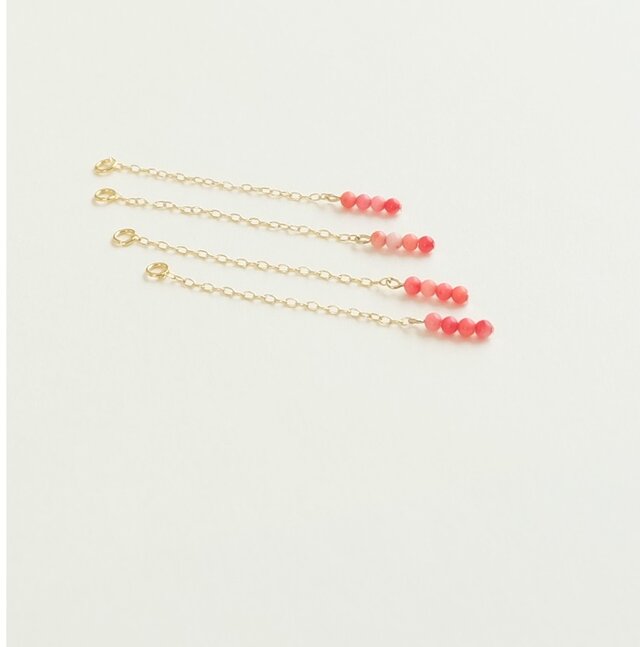 G64【3月の誕生石】極小サンゴのチェーンピアス（パーツ変更可） | iichi ハンドメイド・クラフト作品・手仕事品の通販