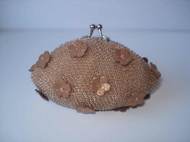 Beaded Purse --Antique Gold with Flower -- | iichi ハンドメイド・クラフト作品・手仕事品の通販