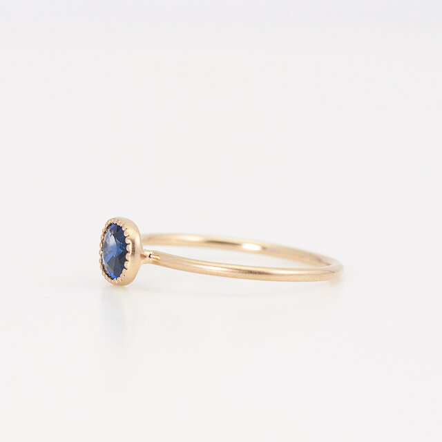 Bicolor sapphire ring / Oval milgrain | iichi ハンドメイド・クラフト作品・手仕事品の通販