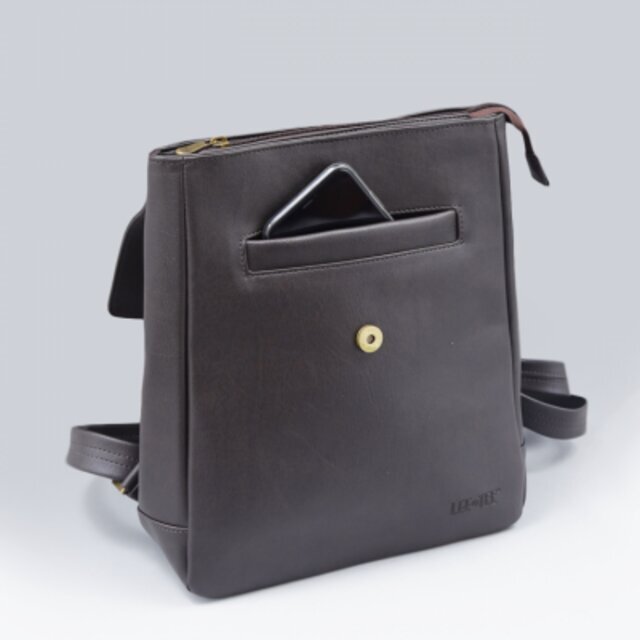 リュック レディース バッグ レディスバッグ レザー 防水 プレゼント A4ファイル おしゃれ IPAD | iichi ハンドメイド・クラフト作品・手仕事品の通販