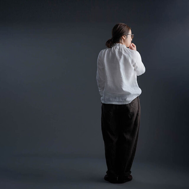 【LL】【wafu】雅亜麻 Linen Top タートル ネック インナー 袖スリット/白色 p014a-wht1-ll | iichi ハンドメイド・クラフト作品・手仕事品の通販