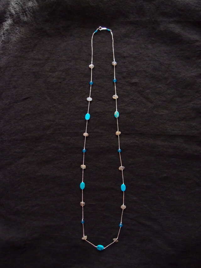 【再入荷】送料無料【silver】ターコイズのステーションネックレス／turquoise × labradorite | iichi ...