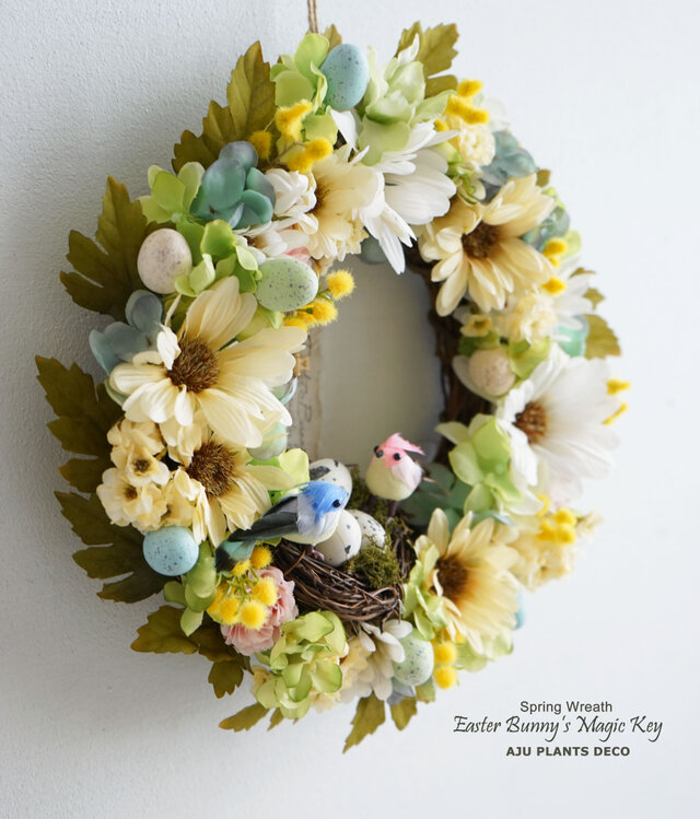 Wreath ～Easter Bunny's Magic Key(TM)～ 28cm | iichi 日々の暮らしを心地よくするハンドメイドやアンティークのマーケットプレイス