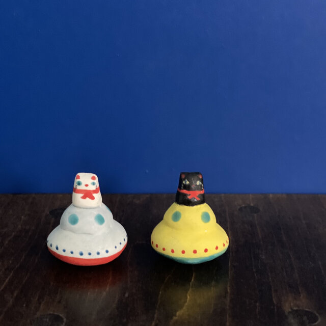 WHITE CAT【UFO】 | iichi ハンドメイド・クラフト作品・手仕事品の通販