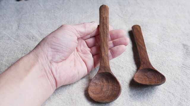 スプーン大 ウォールナット #0318 | iichi ハンドメイド・クラフト作品・手仕事品の通販