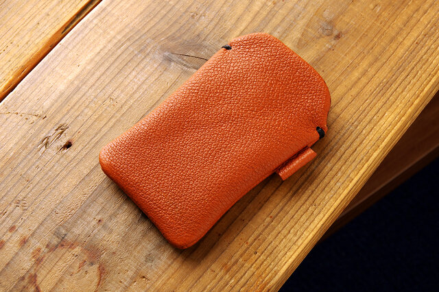 《RUSSETY》レザースリーブケース for iPod touch サドルブラウン | iichi ハンドメイド・クラフト作品・手仕事品の通販