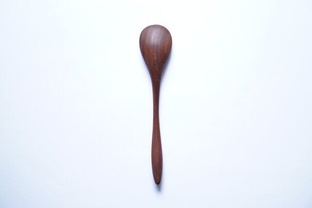 木のデザートスプーン（ウォルナット）A002-0 | iichi 日々の暮らしを心地よくするハンドメイドやアンティークのマーケットプレイス