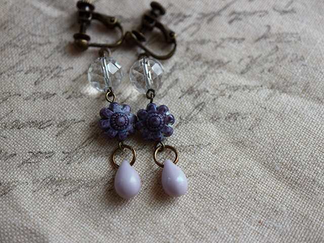 ヴィンテージフラワー＊ライラック＊イヤリング＊no.528 | iichi ハンドメイド・クラフト作品・手仕事品の通販