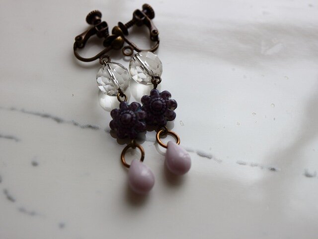 ヴィンテージフラワー＊ライラック＊イヤリング＊no.528 | iichi ハンドメイド・クラフト作品・手仕事品の通販