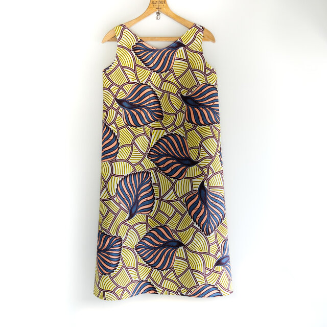 ダッチワックスプリント ワンピース Feather fan | iichi ハンドメイド・クラフト作品・手仕事品の通販