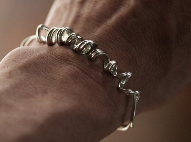 TOLOLY バングルB | iichi ハンドメイド・クラフト作品・手仕事品の通販