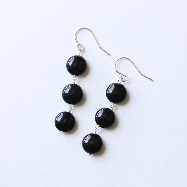 silver925 ブラックオニキス3連ピアス/イヤリング --fun day off-- | iichi ハンドメイド・クラフト作品・手仕事品の通販