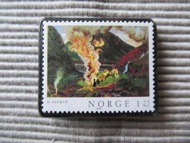 ノルウェー 切手ブローチ 7399 | iichi ハンドメイド・クラフト作品・手仕事品の通販