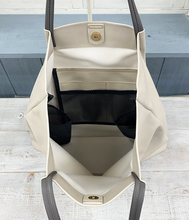 人気！バイカラーSIMPLEトート 容量タップリ ソフトハンドル SAND | iichi ハンドメイド・クラフト作品・手仕事品の通販