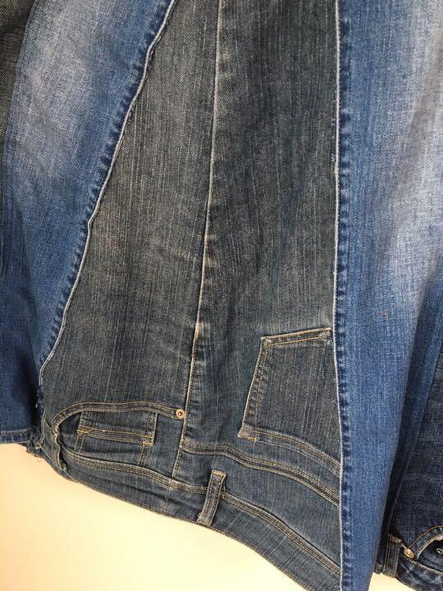 デニムリメイク ️個性派ハンドメイド ️スカート5 | iichi ハンドメイド・クラフト作品・手仕事品の通販