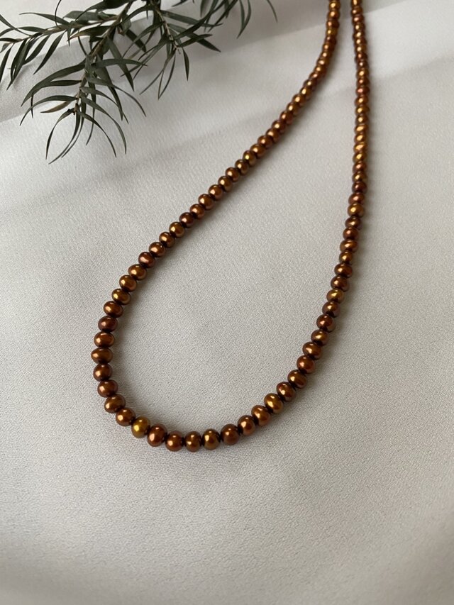 14kgf Pearls Necklaces:Metallic Chocolat Brown | iichi ハンドメイド・クラフト作品・手仕事品の通販