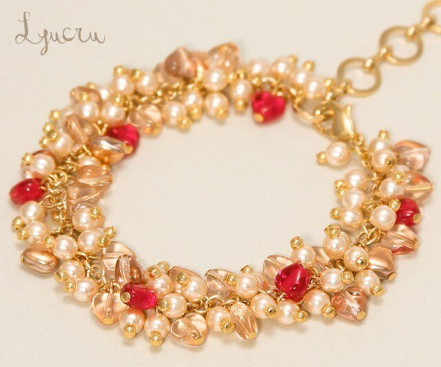 ロマンティックハート・ブレスレット【パールMIX】 | iichi 日々の暮らしを心地よくするハンドメイドやアンティークのマーケットプレイス