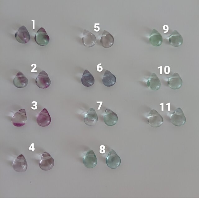 《ステンレスピアス》fluorite | iichi ハンドメイド・クラフト作品・手仕事品の通販