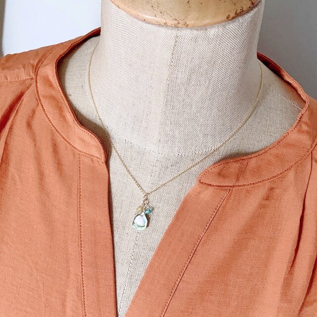 14kgf クリスタルshellネックレス 【CS-214N】 | iichi 日々の暮らしを心地よくするハンドメイドやアンティークのマーケットプレイス