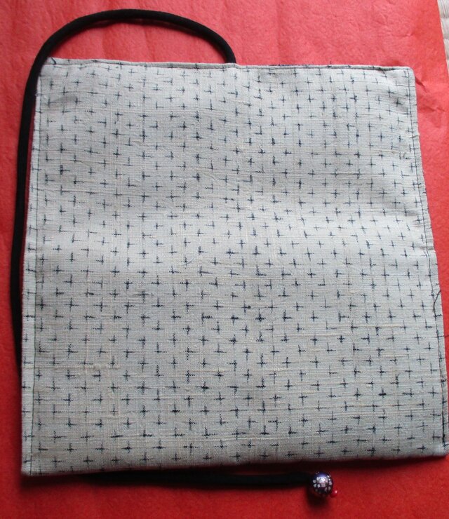 5782 絣柄の紬の着物で作った和風財布・ポーチ＃送料無料 | iichi ハンドメイド・クラフト作品・手仕事品の通販