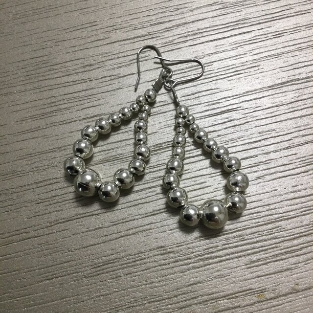 ナバホパールデザインピアスs3 | iichi ハンドメイド・クラフト作品・手仕事品の通販