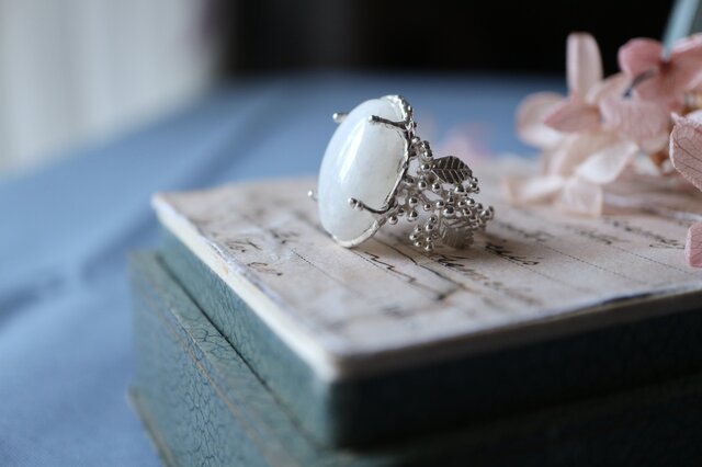 Silver ring「One morning scene」(Moonstone) | iichi ハンドメイド・クラフト作品・手仕事品の通販