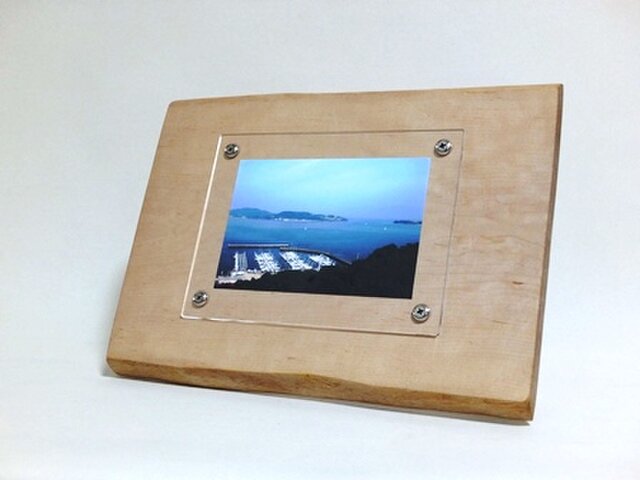 木製写真立て 壁掛け対応 No.1 栃の天然木（KG-21） | iichi 日々の暮らしを心地よくするハンドメイドやアンティークのマーケットプレイス