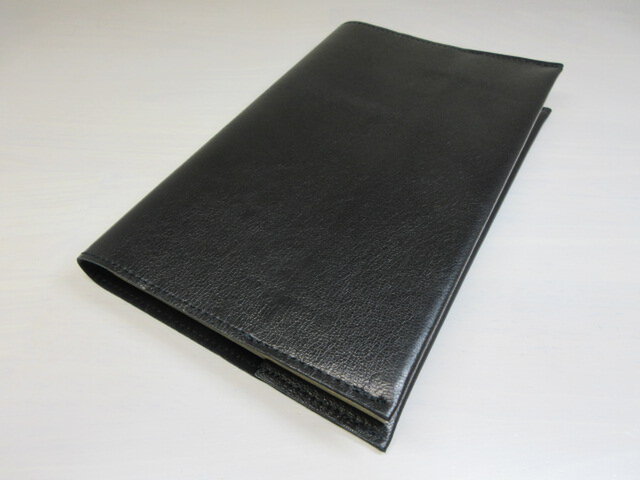 新書サイズ、コミック対応・ゴートスキン・ブラック・ソフトスムース・一枚革のブックカバー・0575 | iichi ハンドメイド・クラフト作品・手仕事品の通販