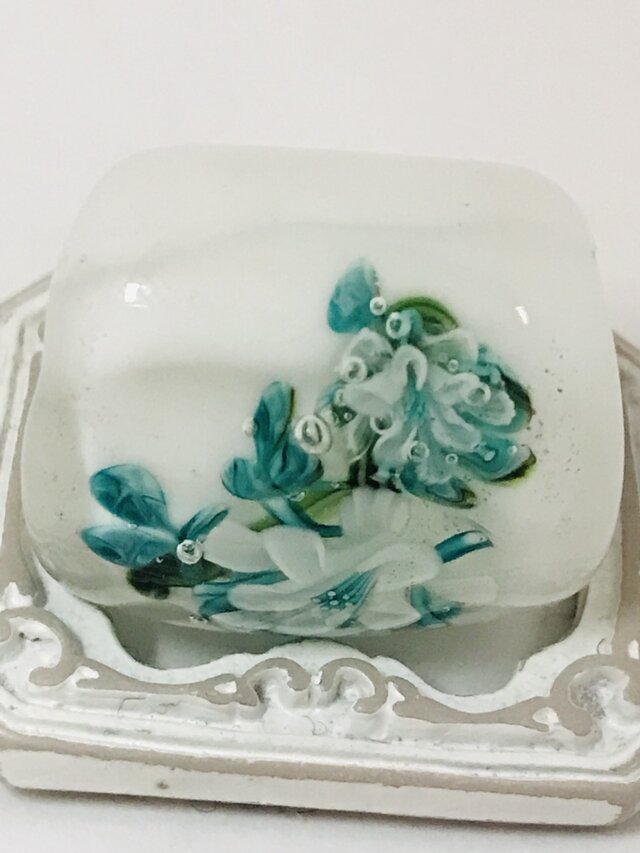 オーダーの為、お申込みできません、帯留め（白)No.48 | iichi ハンドメイド・クラフト作品・手仕事品の通販