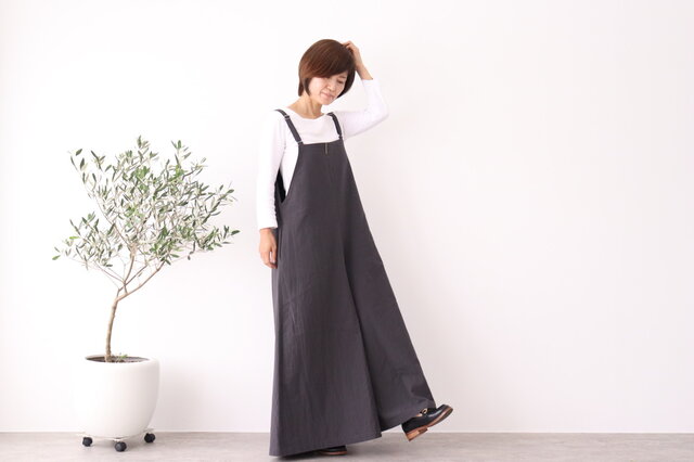 柔らかコットンのワイドサロペットパンツ MLサイズ No.183 | iichi ハンドメイド・クラフト作品・手仕事品の通販