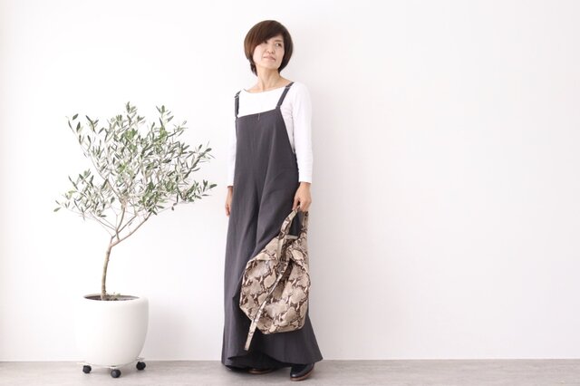 柔らかコットンのワイドサロペットパンツ MLサイズ No.183 | iichi ハンドメイド・クラフト作品・手仕事品の通販