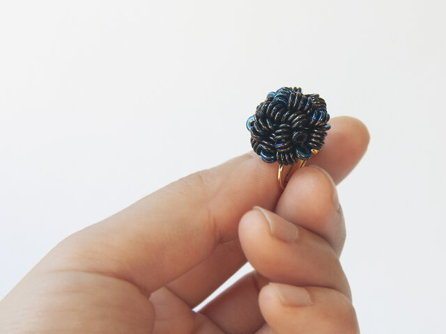 rugged rose【earring】 | iichi ハンドメイド・クラフト作品・手仕事品の通販