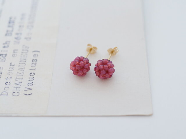 odango pierce ピンク | iichi ハンドメイド・クラフト作品・手仕事品の通販