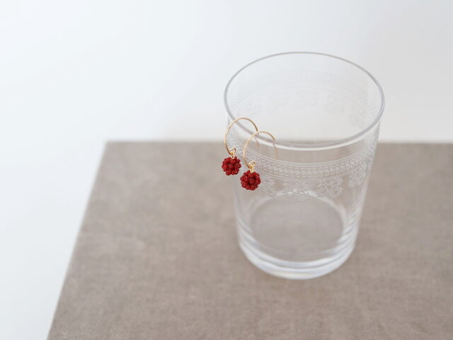 odango pierce 2 コイアカ | iichi ハンドメイド・クラフト作品・手仕事品の通販