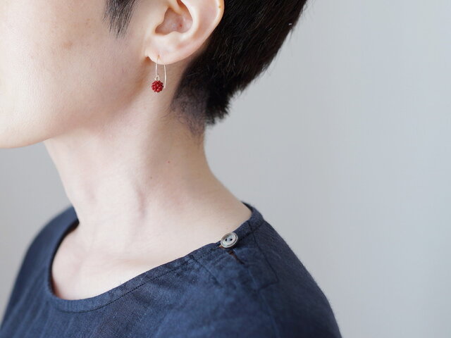 odango pierce 2 コイアカ | iichi ハンドメイド・クラフト作品・手仕事品の通販