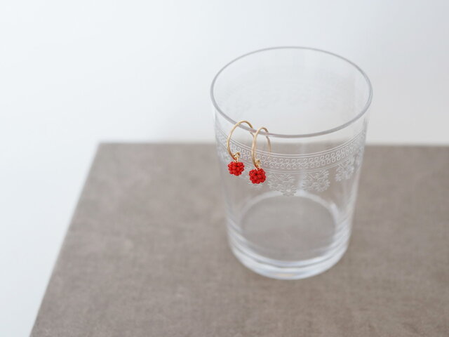 odango pierce 2 アカ | iichi ハンドメイド・クラフト作品・手仕事品の通販