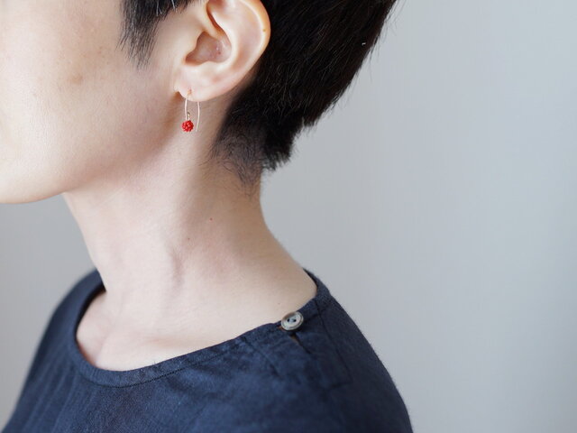 odango pierce 2 アカ | iichi ハンドメイド・クラフト作品・手仕事品の通販