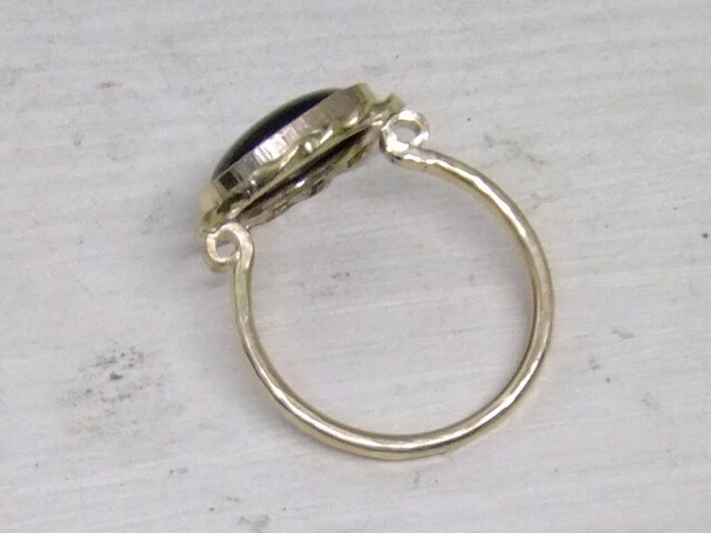 光の差す方へ＊black star sapphire 14kgf ring | iichi ハンドメイド・クラフト作品・手仕事品の通販