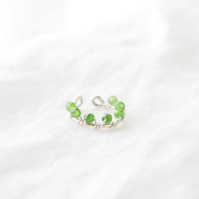 Circle Cuff（Chrome Diopside）-片耳- | iichi ハンドメイド・クラフト作品・手仕事品の通販