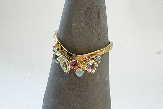 tiara ring [K18YG V-shaped] | iichi ハンドメイド・クラフト作品・手仕事品の通販